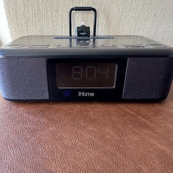 iHome | Other | Ihome Model Idl95 Dual Charging Fan Click Radio ...